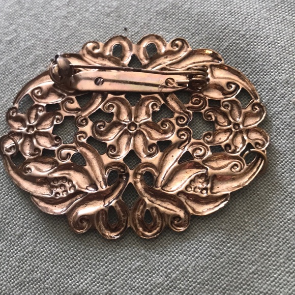 Jewelry | Vintage Goldtone Pin | Poshmark